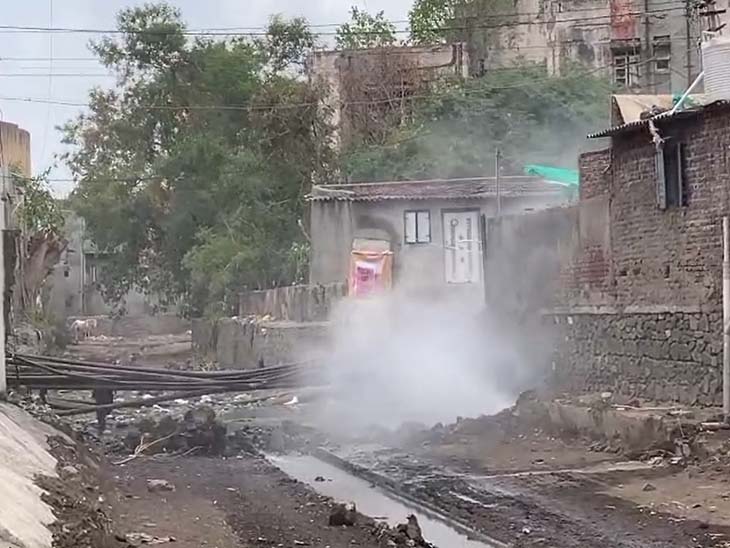 Gas line rupture near Big Tank Chowk causes disruption - Rajkot News ...