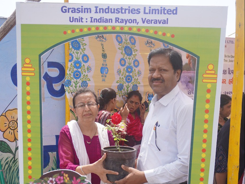 Veraval-Patan Indian Rayon 'Har Ghar Hariyali' Plantation Drive ...