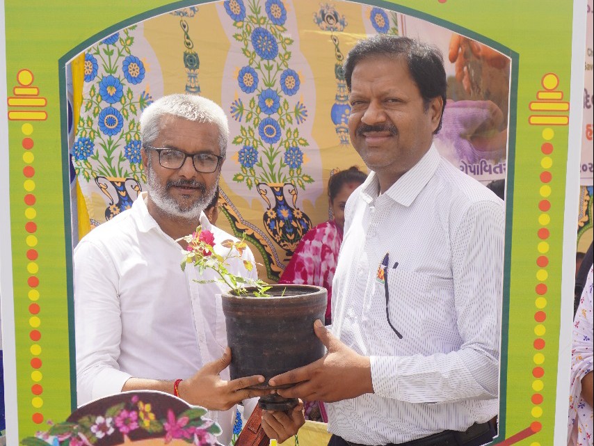 Veraval-Patan Indian Rayon 'Har Ghar Hariyali' Plantation Drive