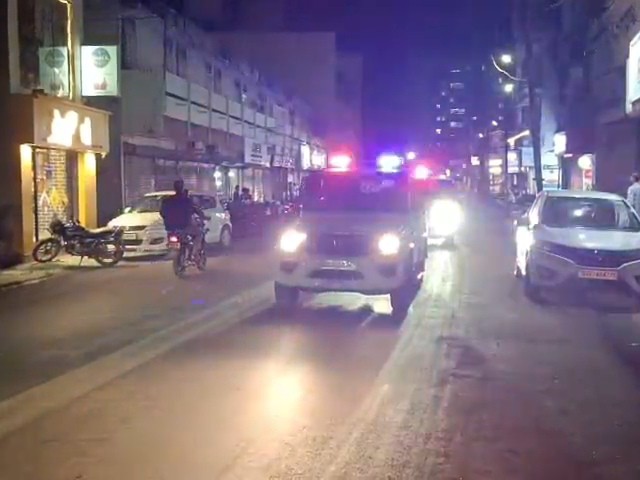 Navsari police patrolling on Bakri Eid, taking precautions to avoid any ...