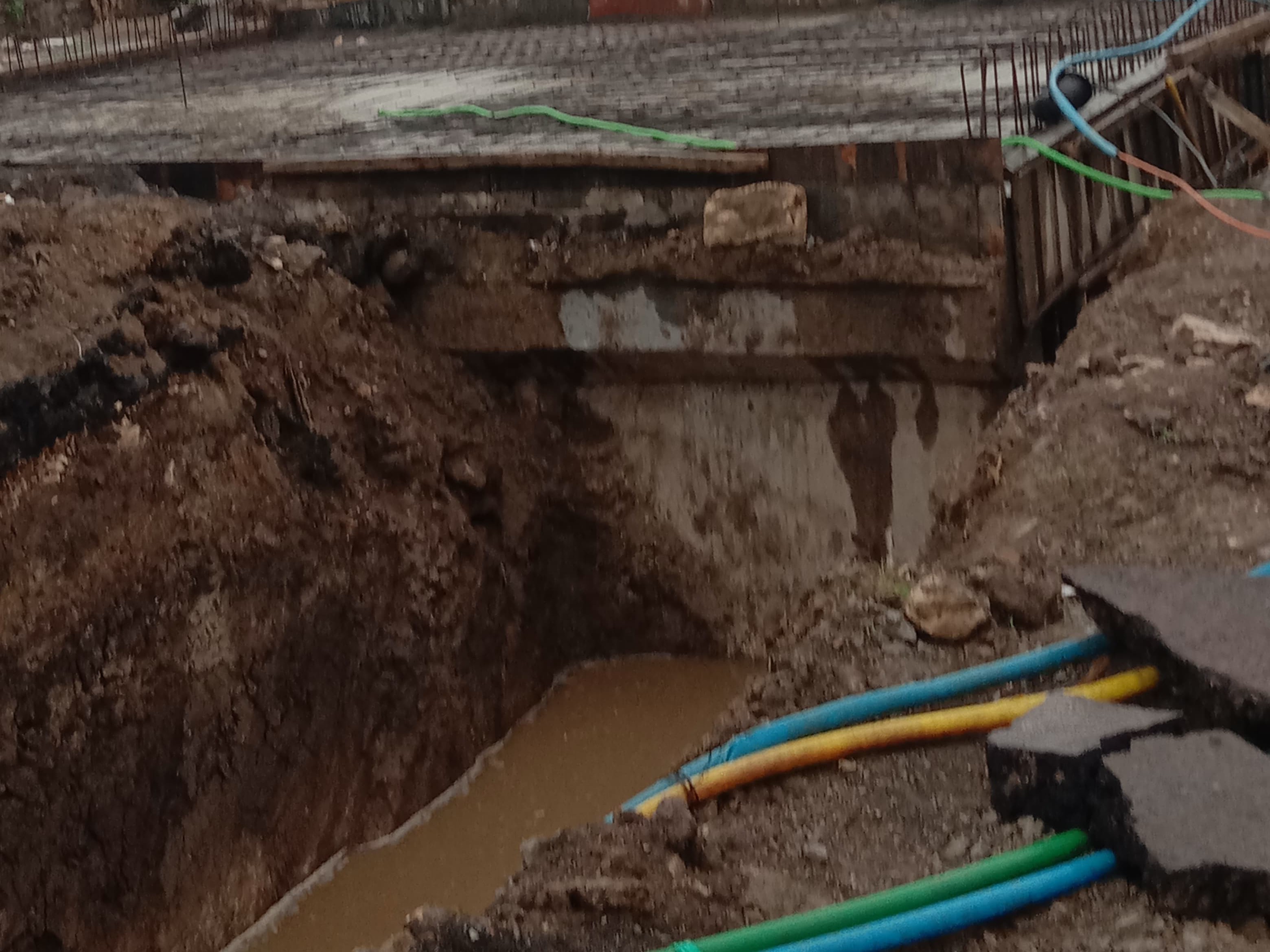 Gir Gadhada Vadviyala Underpass Work Incomplete Monsoon Risk