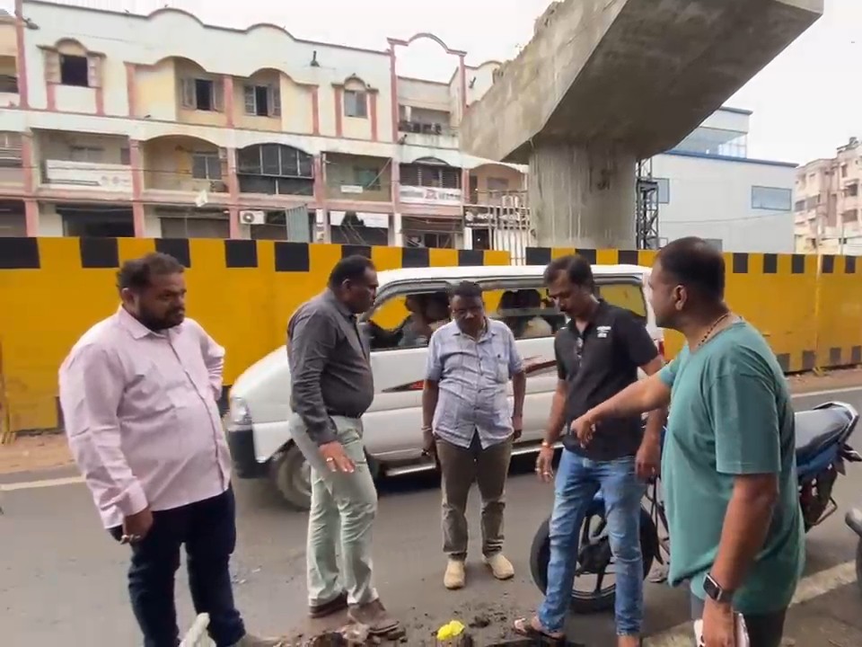 Godhra Rain Flooding Dahod Road Bamroli Road Unique Complex Damage ...