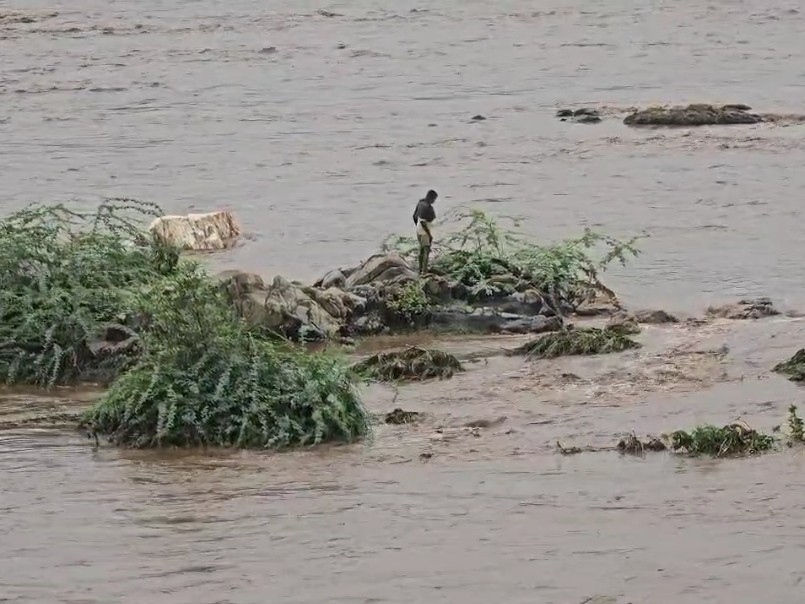 Devgadh Baria Panam River Flood; Amraiya Rescue Operation PHOTOS ...