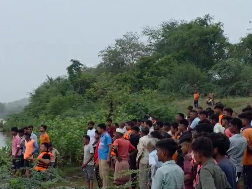 Devgadh Baria Panam River Flood; Amraiya Rescue Operation PHOTOS ...