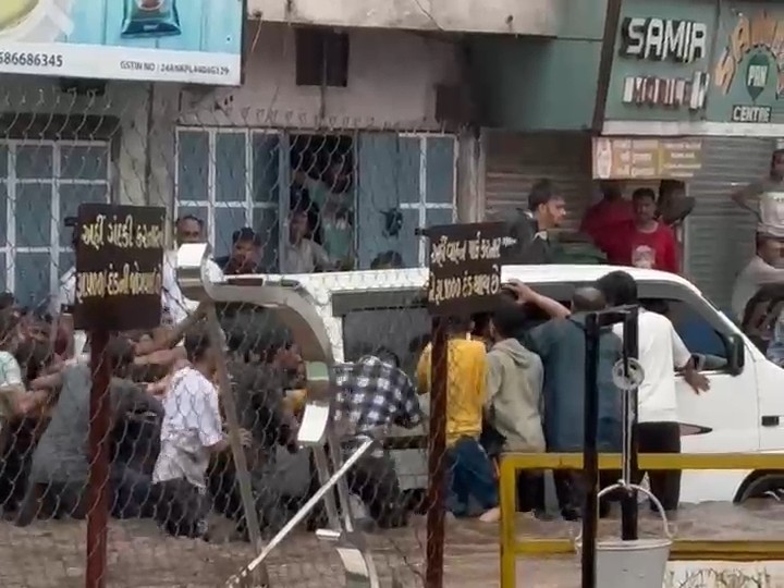 Halol Panchmahal Heavy Rain Flooding | હાલોલમાં 4 કલાકમાં 4 ઈંચ વરસાદ ...