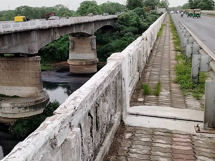 Cracks Found on Vishala Bridge After Gambhira Collapse - Gujarat News ...