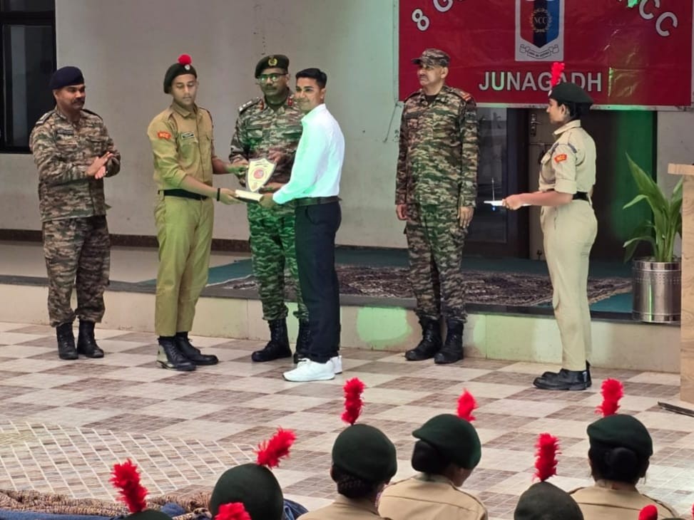 Una Simar Prabhas School NCC Army Navy Best School Award | સીમરની ...