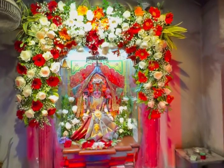 Siddhanath Mahadev Temple Olpad Sindoor Theme Shravan Adorned