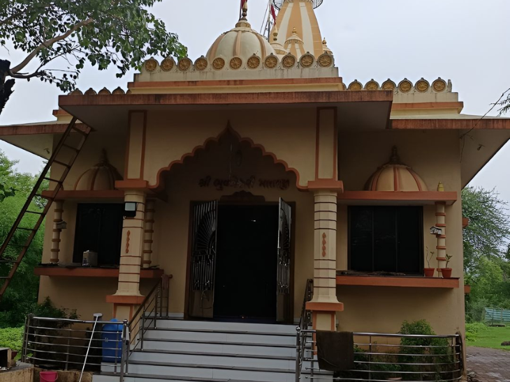 'Bigari' village in the coastal area of Gandevi taluka