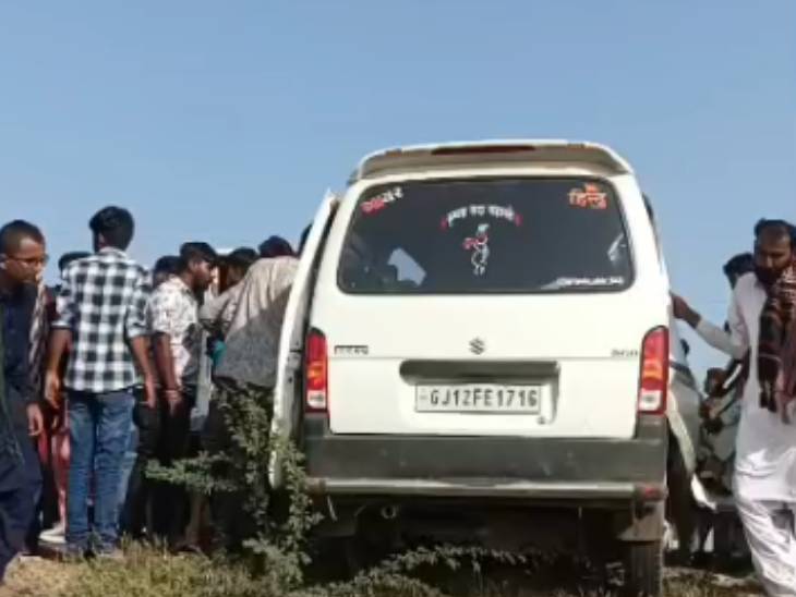 Collision between luxury bus and eco car, two died on the spot