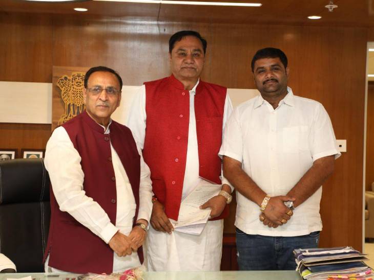 Bhawan Bharwad BJP Leader Critical Remarks Community Representation ...