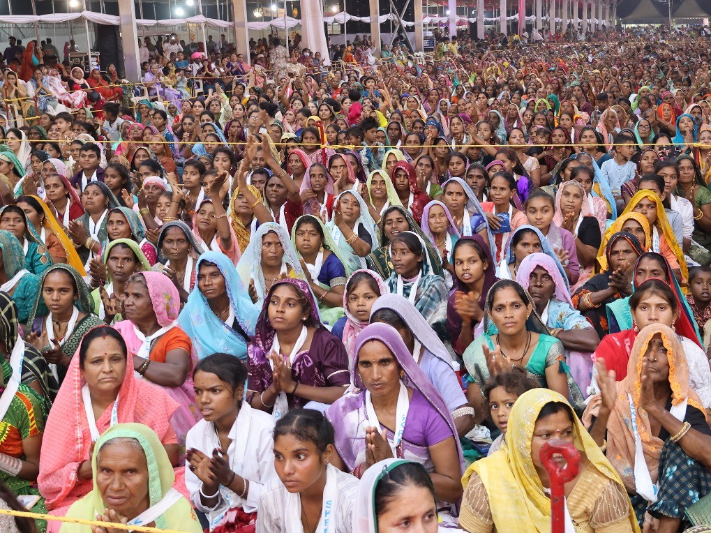 Sant Rajinder Singh Maharaj Spiritual Program Godhra Thousands Devotees ...