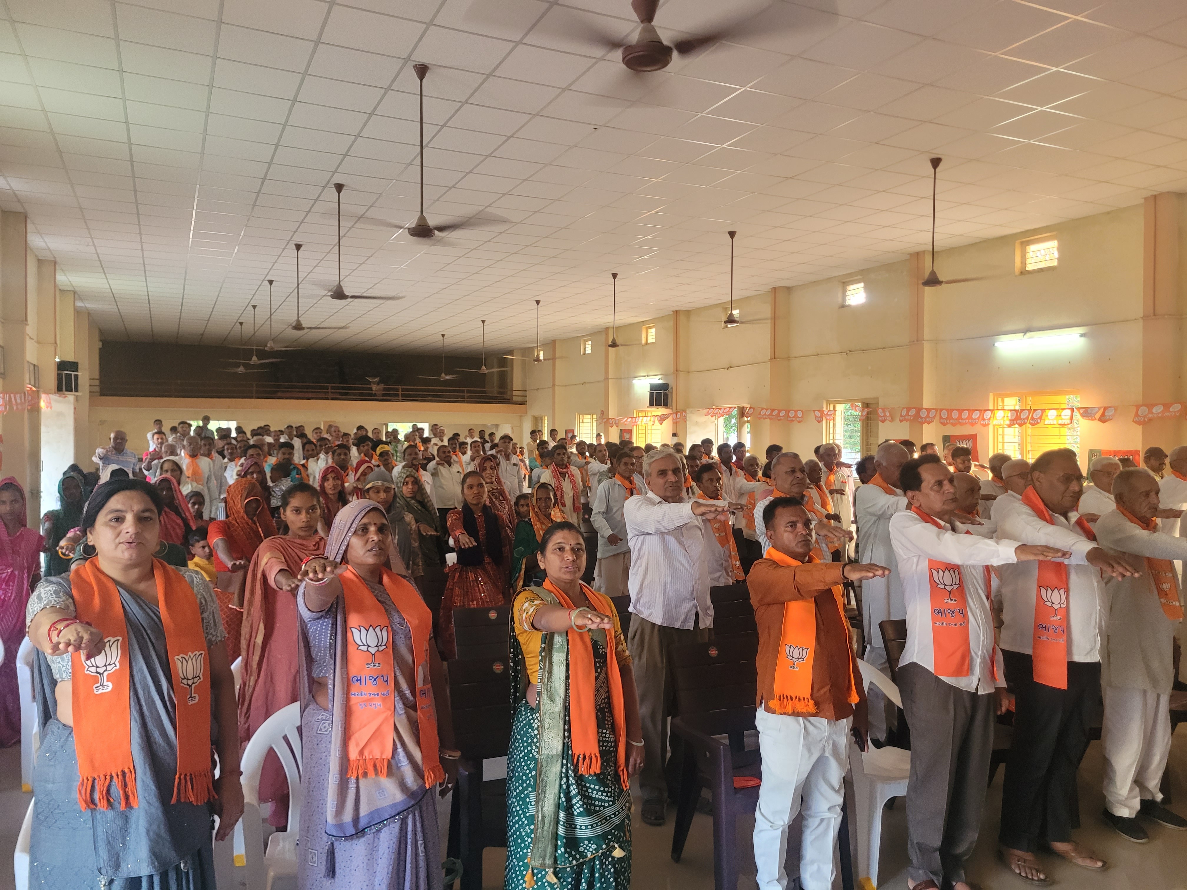 Khedbrahma Laxmipura Sneha Milan Ramilaben Bara Attended | સ્નેહમિલન: લક્ષ્મીપુરા જિલ્લા પંચાયત ...