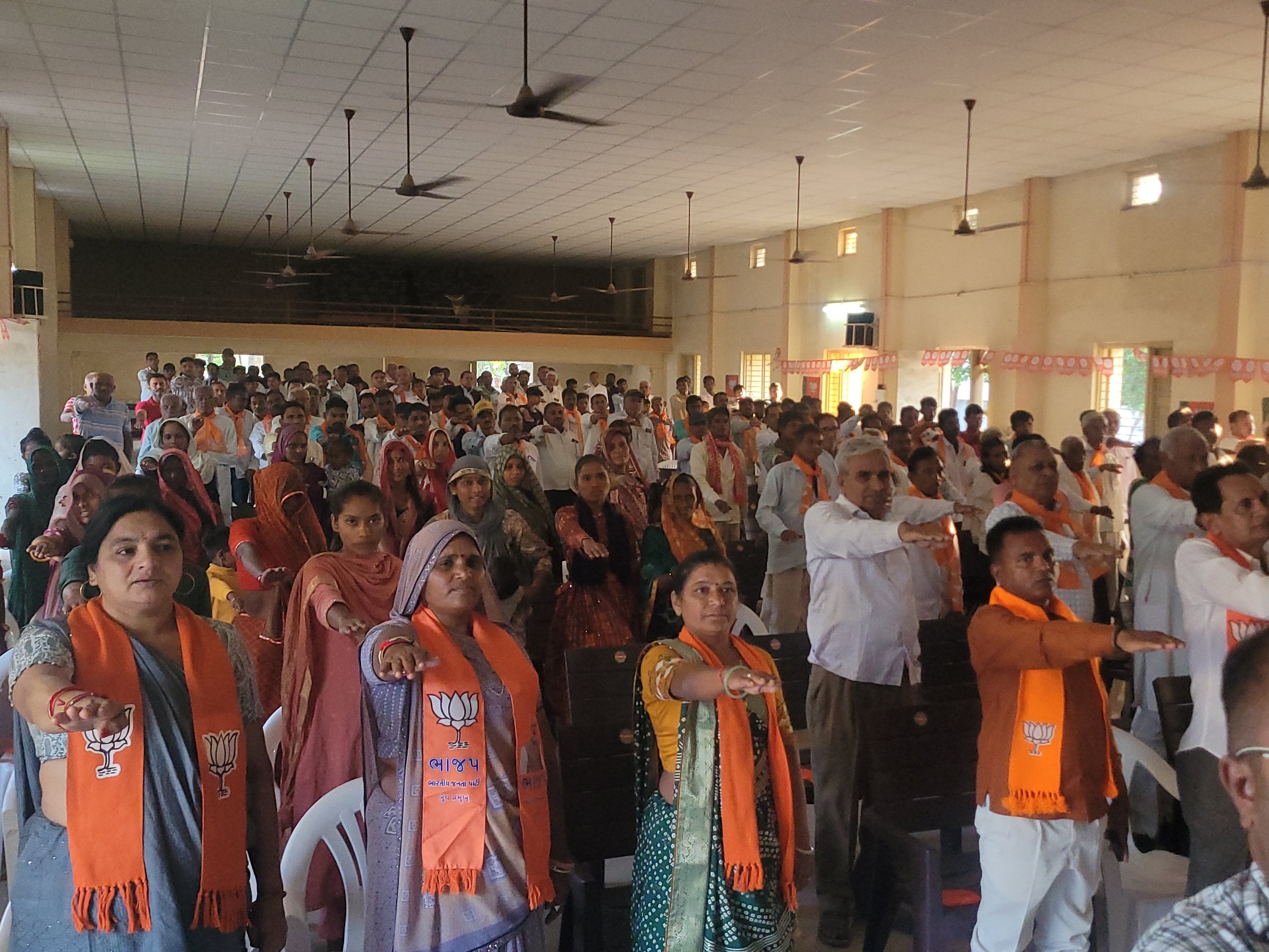 Khedbrahma Laxmipura Sneha Milan Ramilaben Bara Attended | સ્નેહમિલન: લક્ષ્મીપુરા જિલ્લા પંચાયત ...