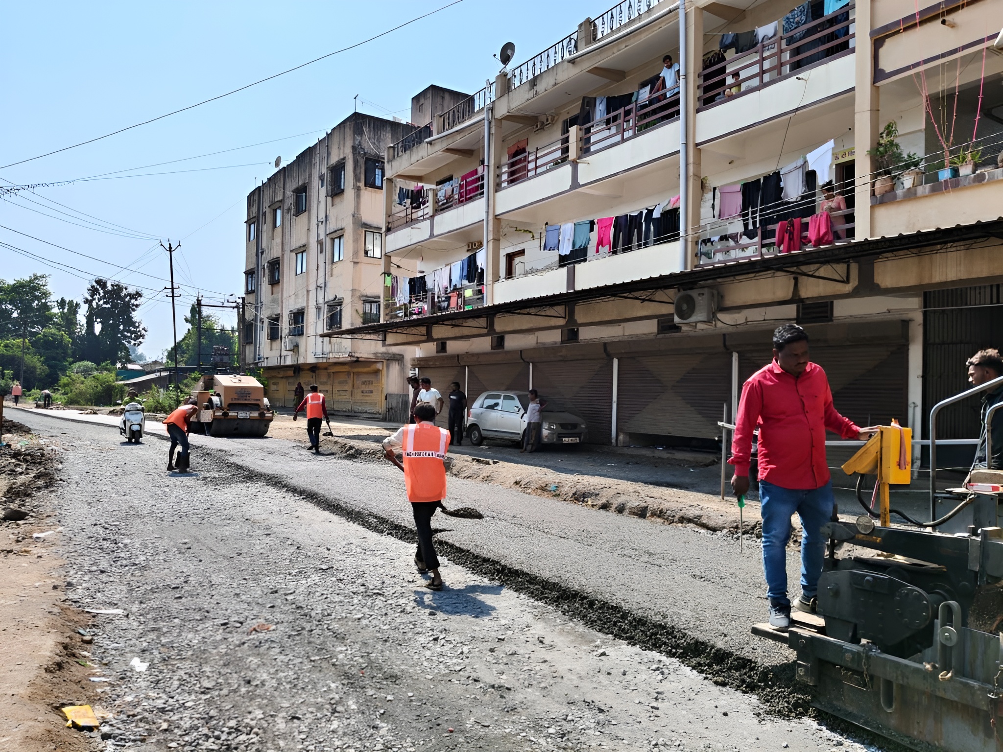 Work on new CC road from Rani Phalia to depot in Vansda begins at a ...