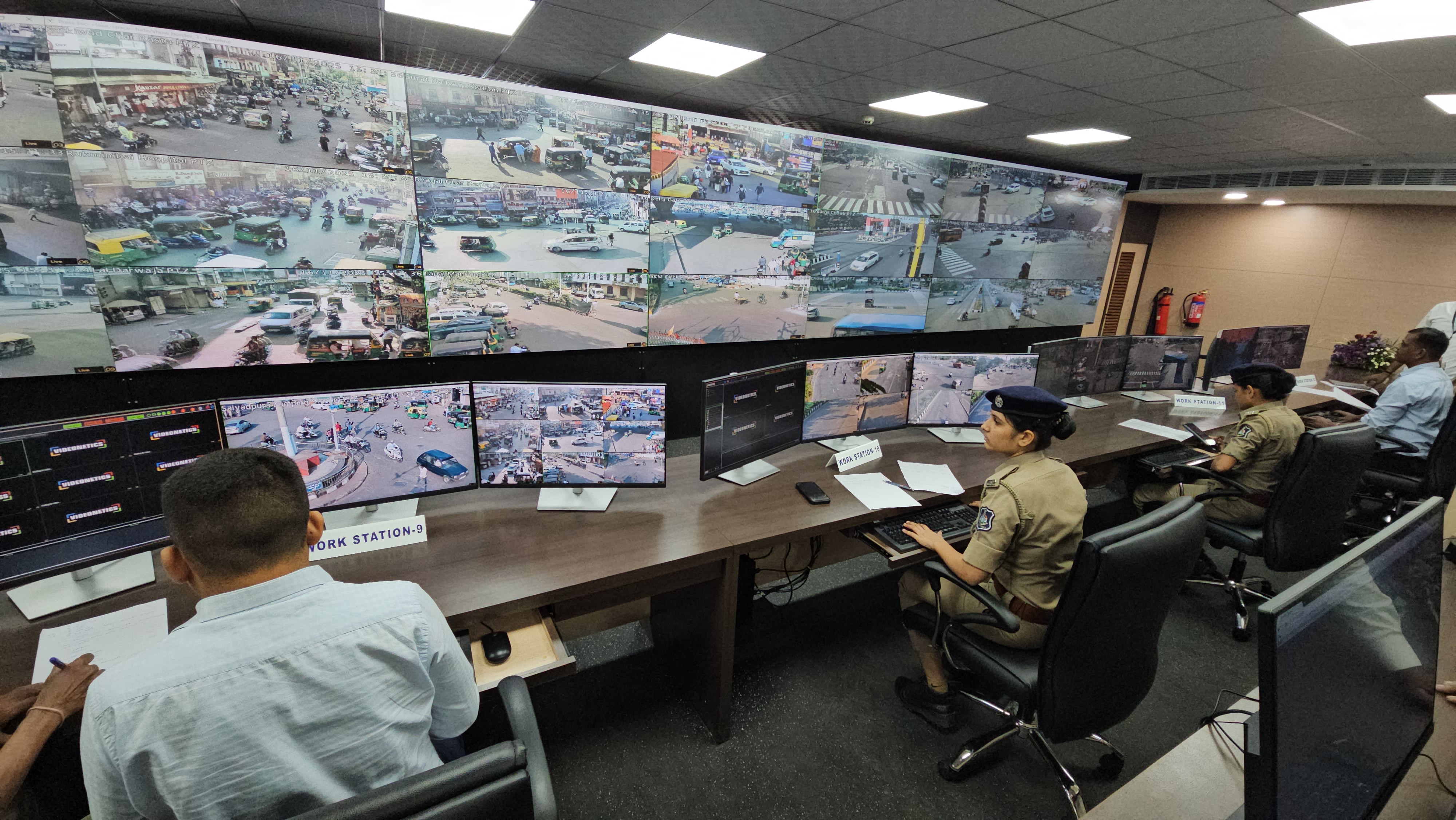 Direct monitoring of 709 CCTV cameras in Surat now from Gandhinagar