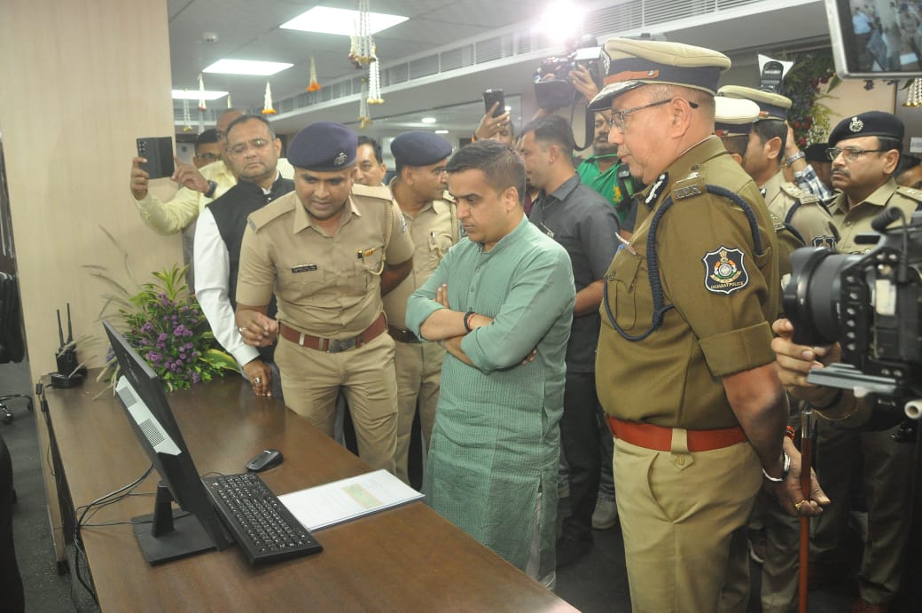 Direct monitoring of 709 CCTV cameras in Surat now from Gandhinagar