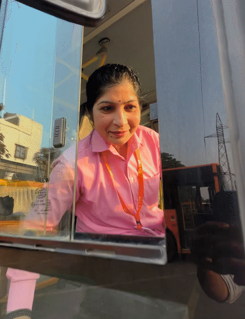 Gujarat’s first Pink BRTS bus launches in Surat today Women-only ...