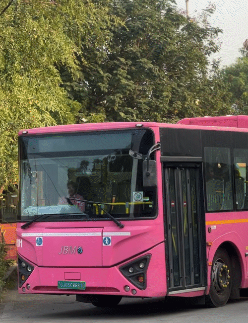 Gujarat’s first Pink BRTS bus launches in Surat today Women-only service begins after 20-month ...