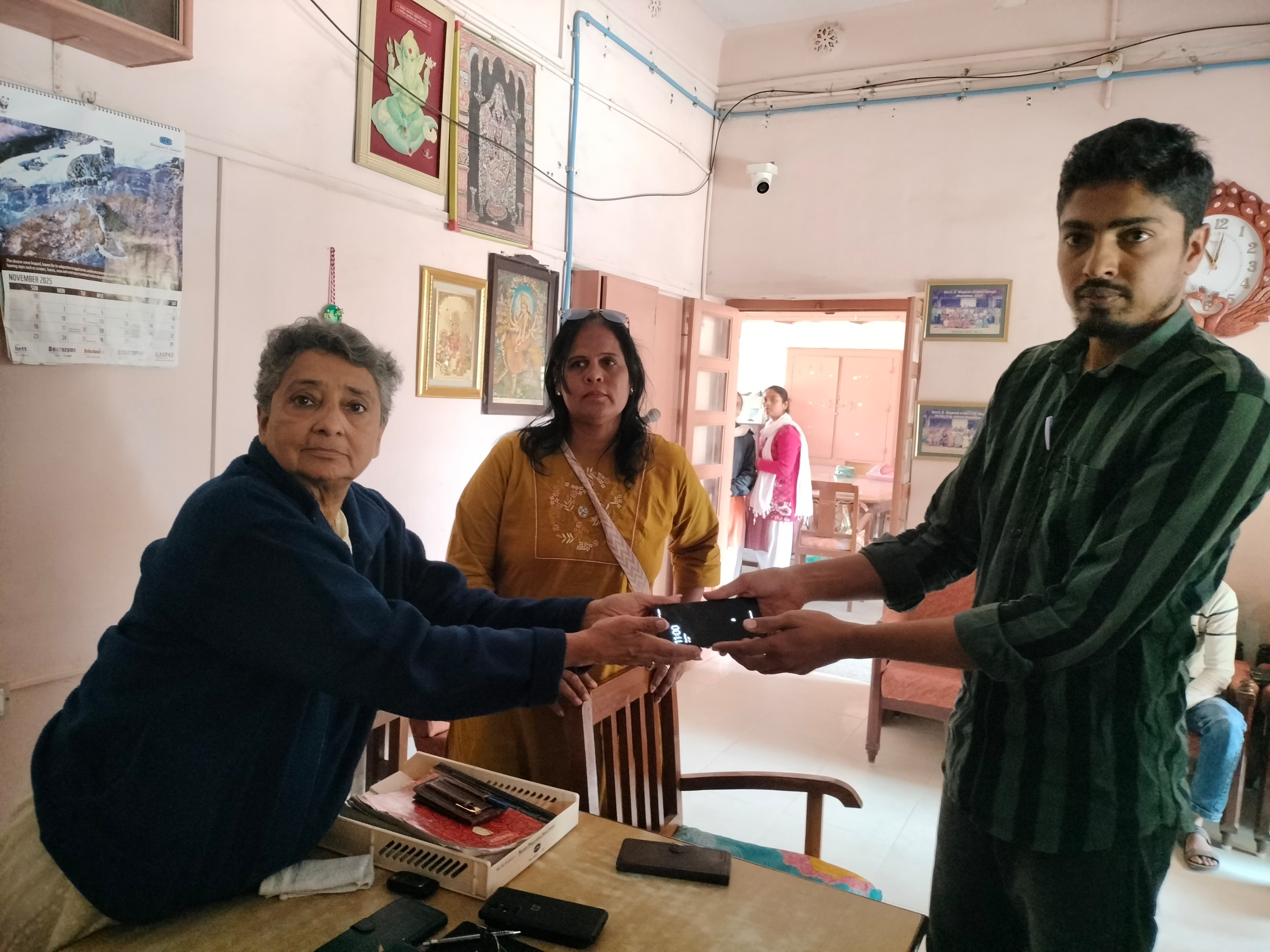 Khambhat SB Vakil English Medium School Principal Misbehavior Latecomer ...
