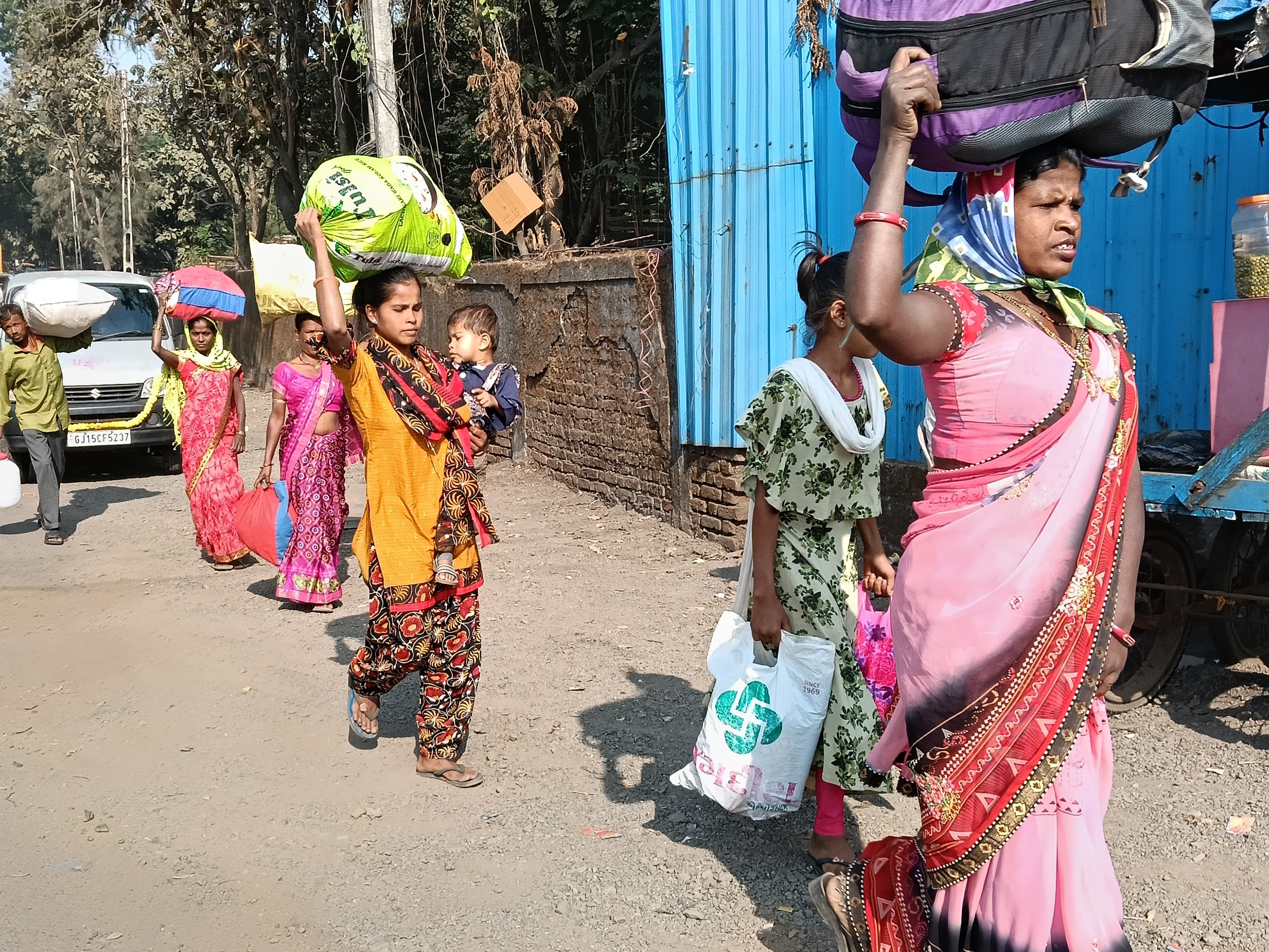 kaprada-tribal-workers-exploitation-increased-new-labor-laws-demand