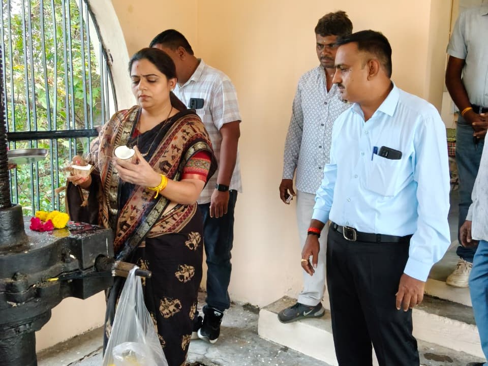 Water released from Hadap Dam in Morwa Hadaf | મોરવા હડફના હડપ ડેમમાંથી ...