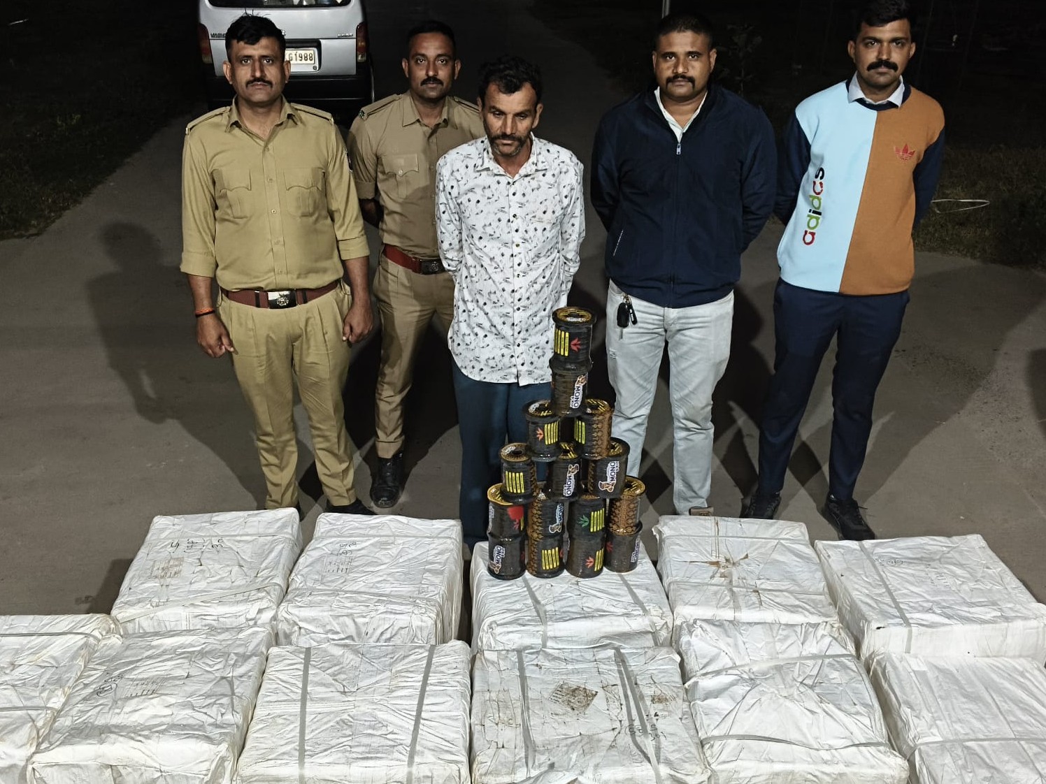 720 reels of Chinese rope seized