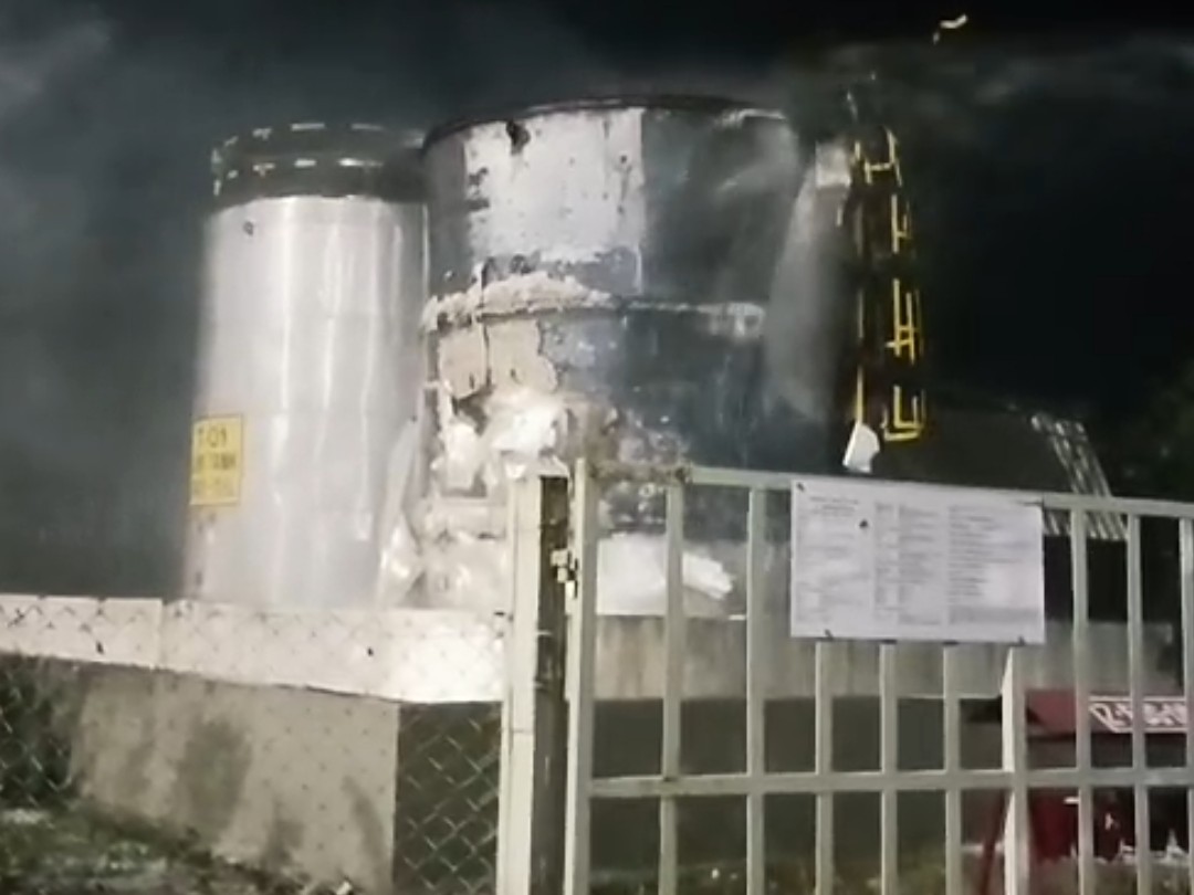 Fire, explosion in tank at Rubamin company of Halol GIDC