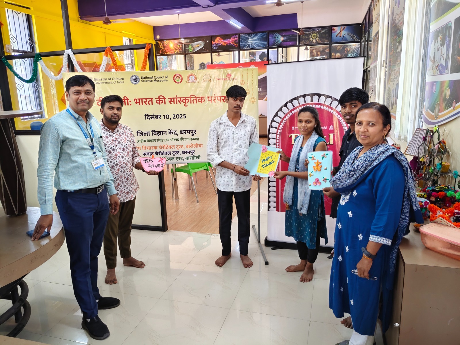 Diwali celebrated with UNESCO-recognized creativity at Dharampur ...
