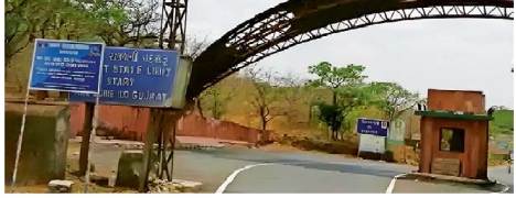 Gujarat's intrusion on Maharashtra border: Google Maps shows wrong ...