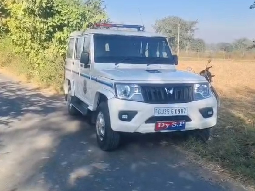 Young man murdered in a field in Sat Talaw village of Lunawada taluka