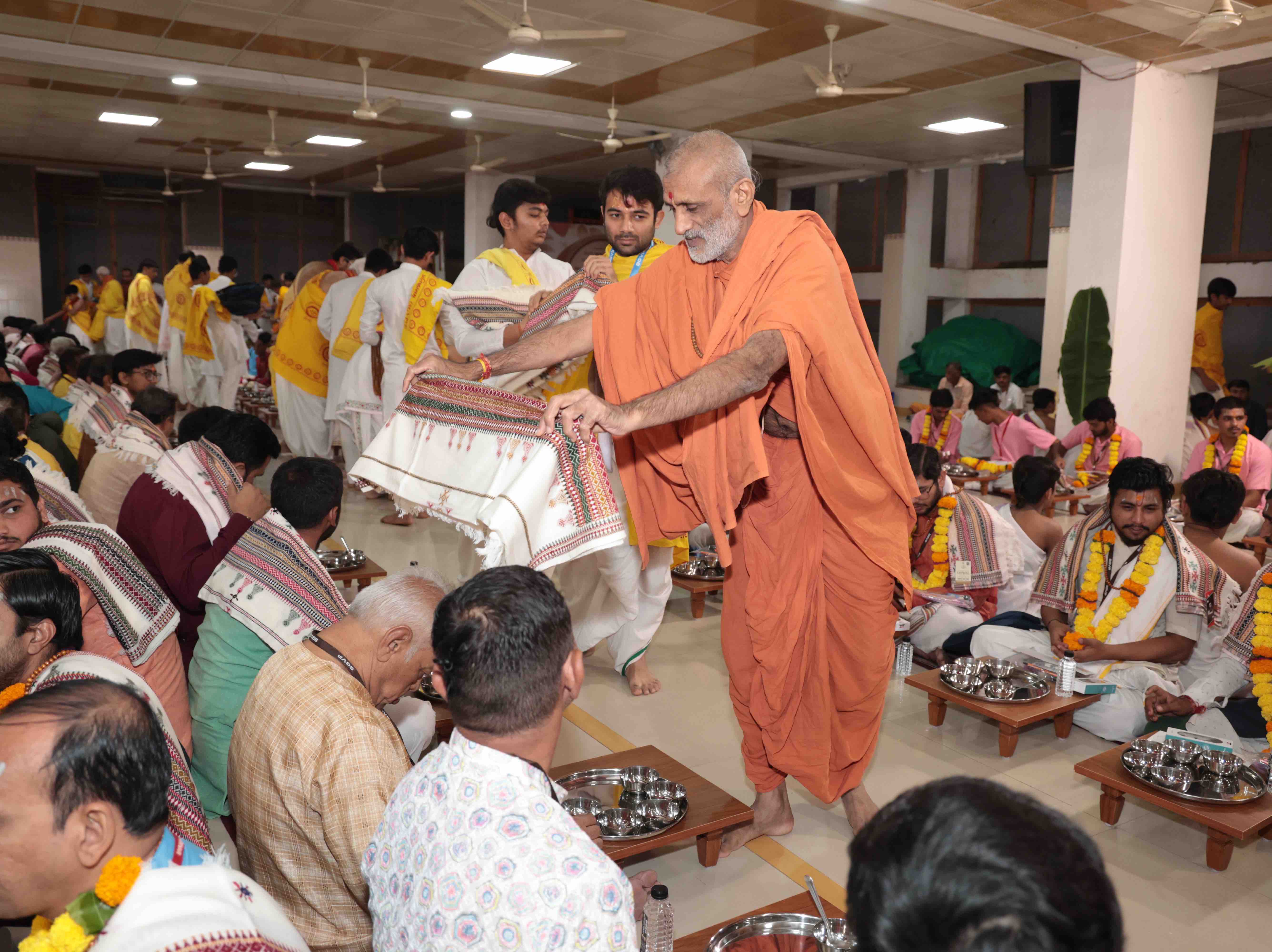 SGVP Gurukul Memnagar Golden Jubilee Celebration; 600 Brahmins Honored ...