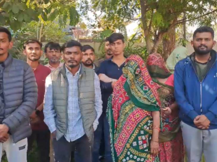 Santalpur Mamlatdar attempts suicide after alleged blackmail threats ...