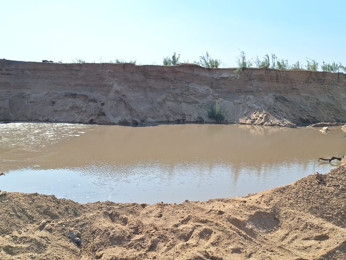 13-Year-Old Girl Drowns in Pavi Jetpur Sand Lease Pit | Action Demanded