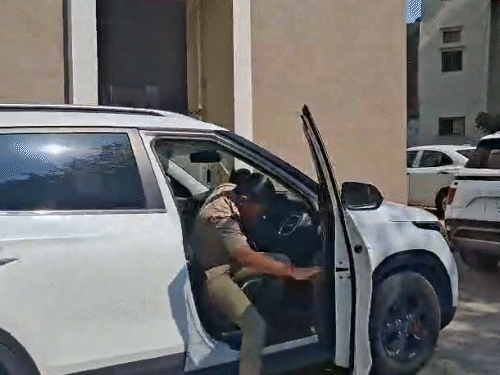 Bhavnagar PI Summoned; Navneet Baldhiya Attack Case SIT Inquiry