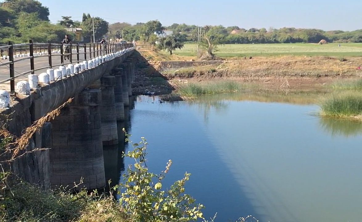 Ghed Area Development Stuck; Farmers Protest Corruption Fears