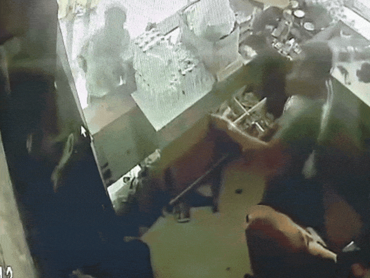 Ahmedabad Pan Parlor Man Assaulted After Refusal of Credit