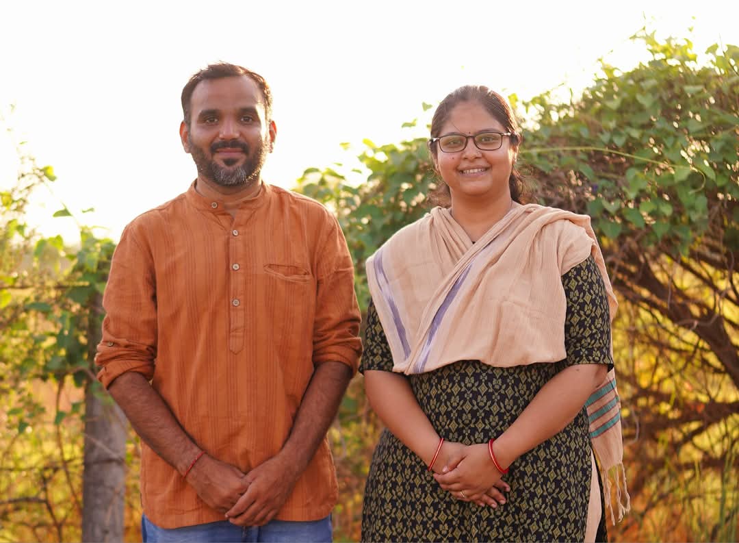 A couple of teachers who gave up their children and provided free ...