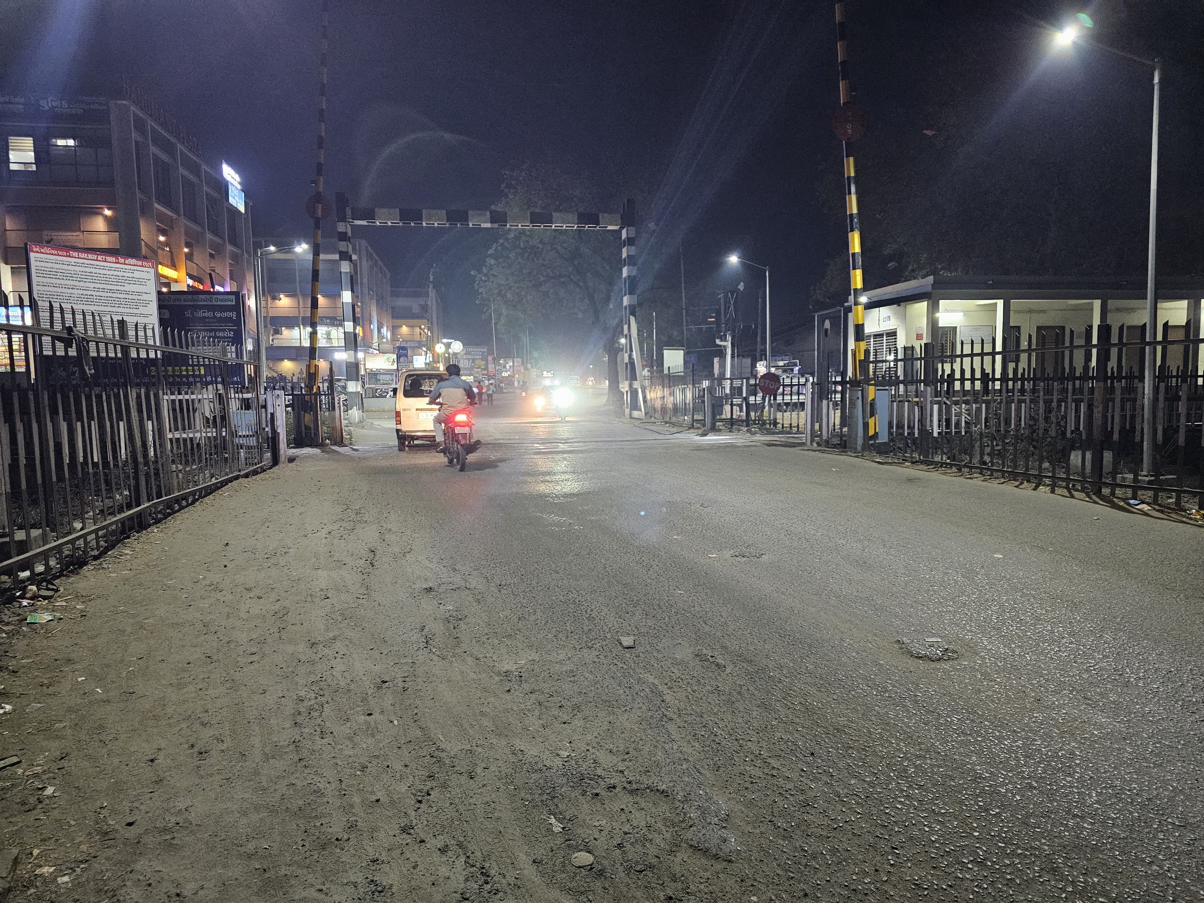 Kadi-Kalol Railway Gates Close 3 Days for Overhauling