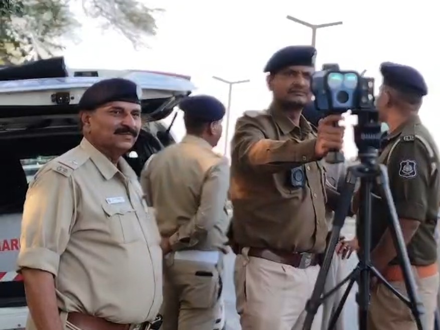 Bharuch Traffic Police Drive: Overspeeding Challans Issued Near Narmada ...