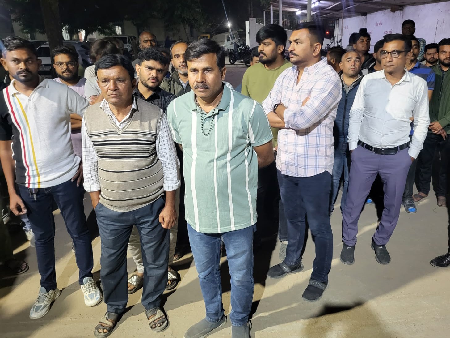 Protests Erupt in Dahegam After Karoli Village Girl Elopes with ...