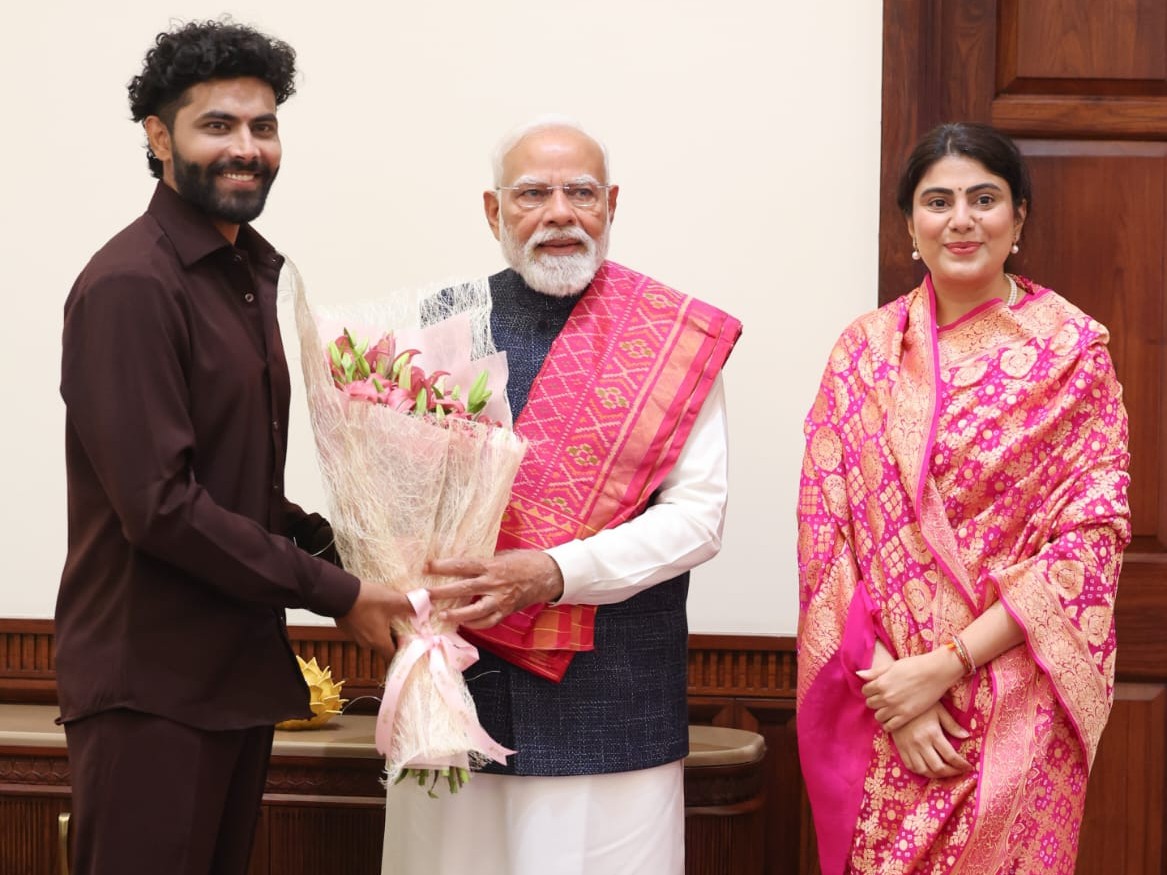 Jadeja, Rivaba Meet PM Modi in Delhi | Parliament Visit