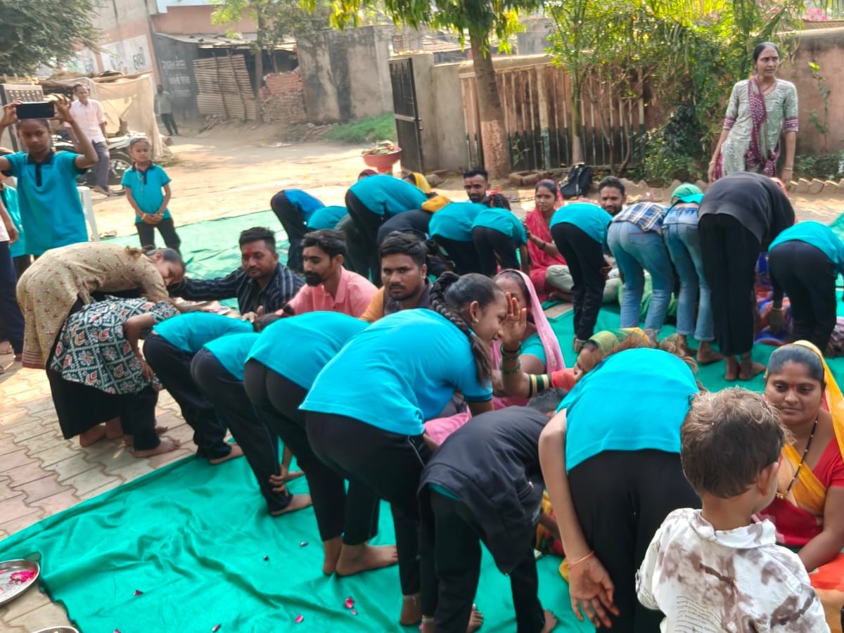 Ghoghamba: Matru-Pitru Vandan Program Held at Vav ni Muvadi School