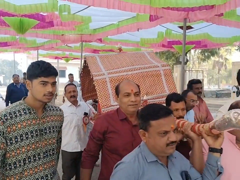 Grand Shivji Sawari Organised by Malkadeshwar Mahadev Temple in Prantij