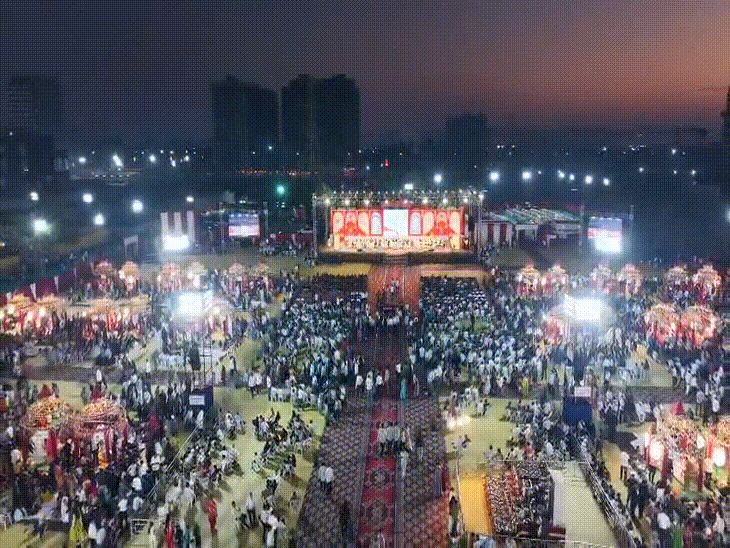 SRK Group Gifts 75 Daughters Rs 3 Lakh Dowry in Surat