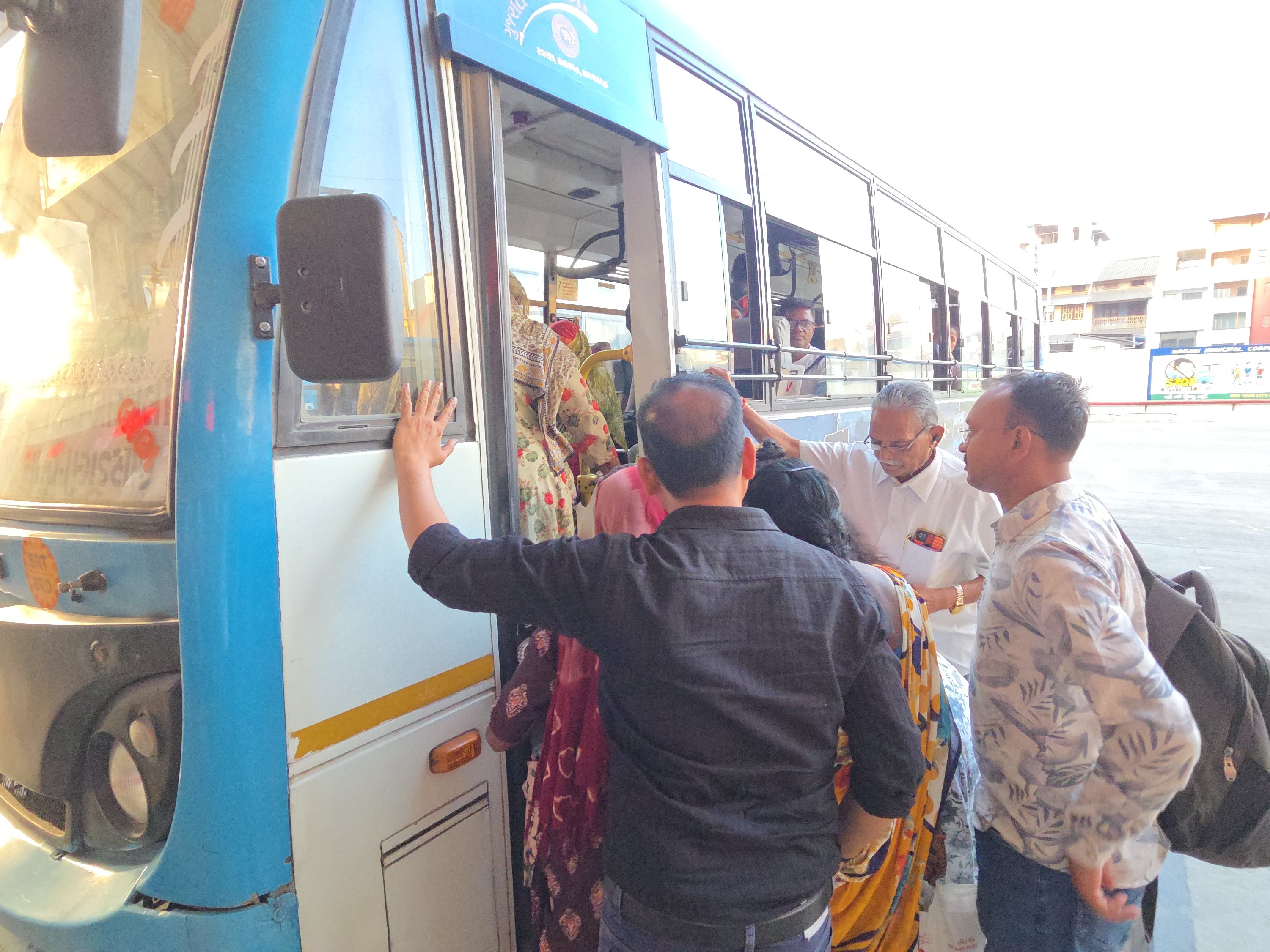 Dahod-Zalod Route Buses Increase for Holi-Dhuleti; Navsari ST Ready