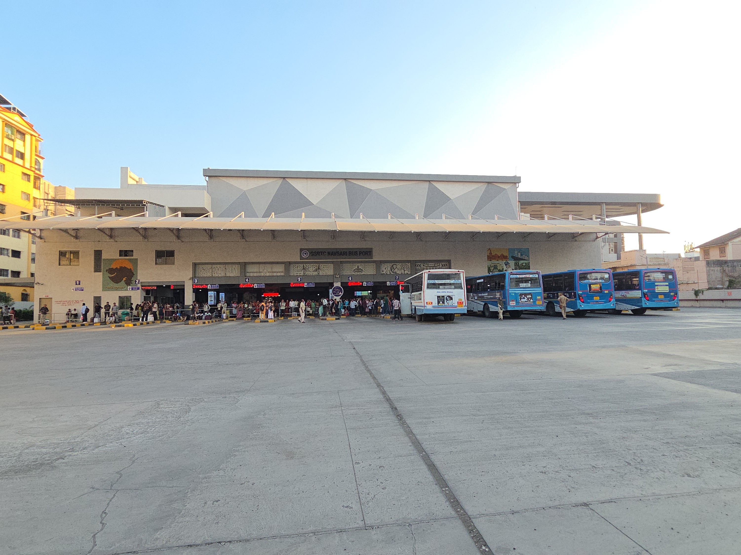 Dahod-Zalod Route Buses Increase for Holi-Dhuleti; Navsari ST Ready
