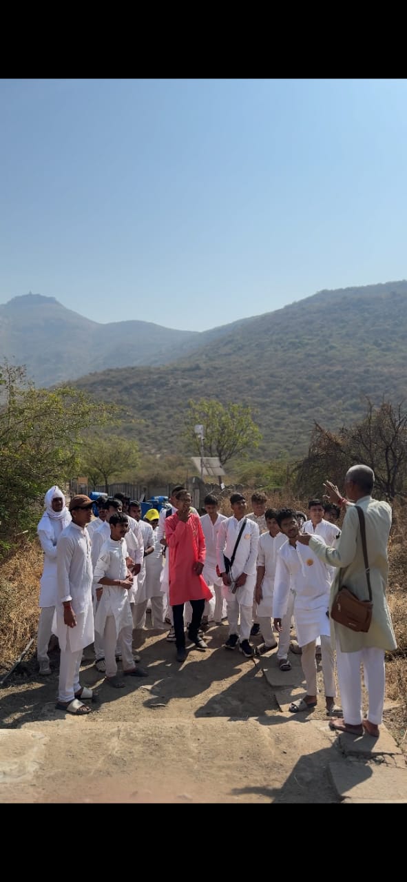 Palitana Shatrunjay Giri Raj Yatra; Shuddhikaran Yagna by Sheth Anandji ...