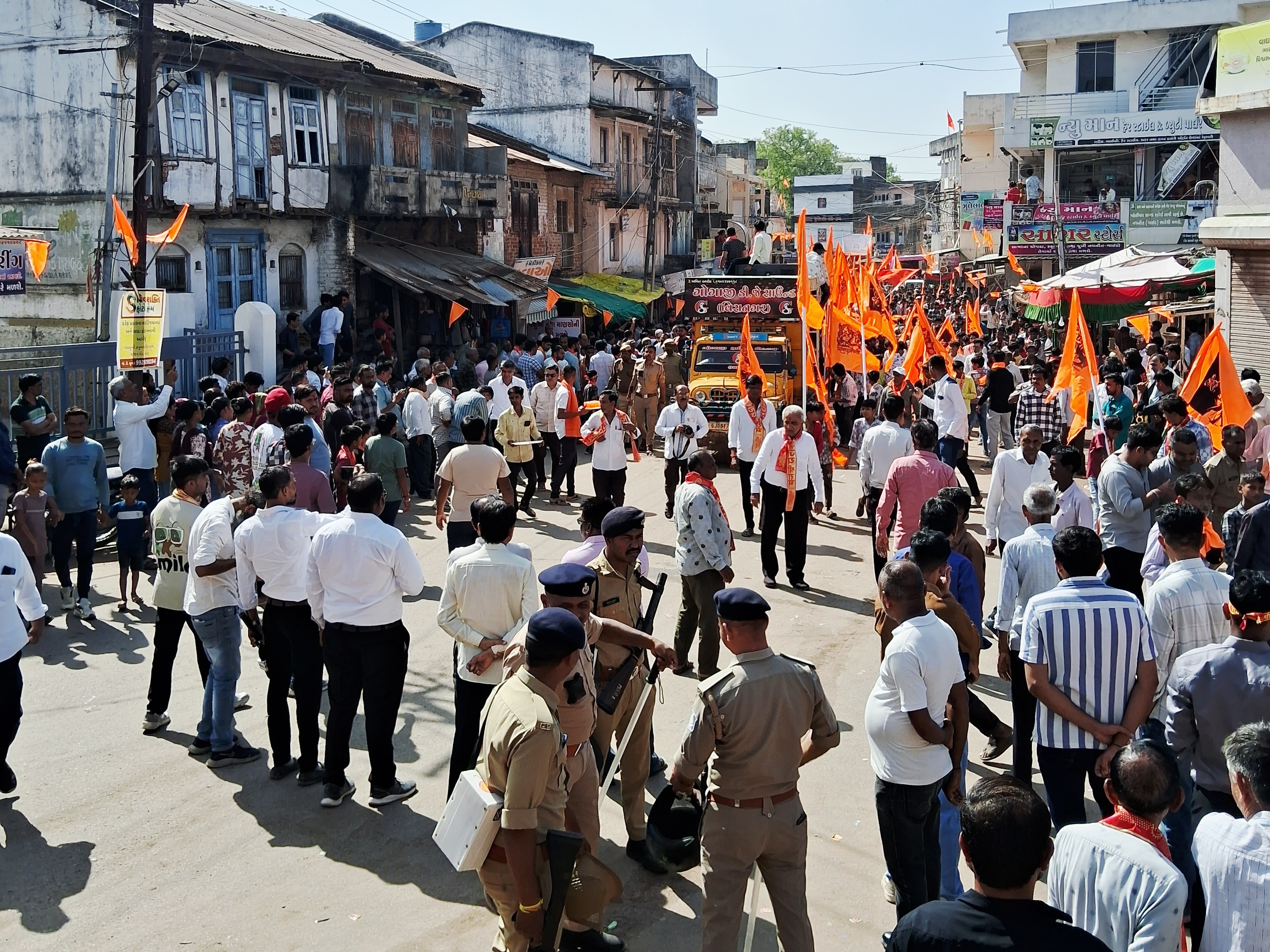 Kheralu Ramnavmi Grand Procession: Thousands Chant Jai Shri Ram