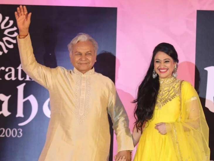 Disha Vakanis Father Bhim Vakani Passes Away | Ahmedabad Theatre Veteran